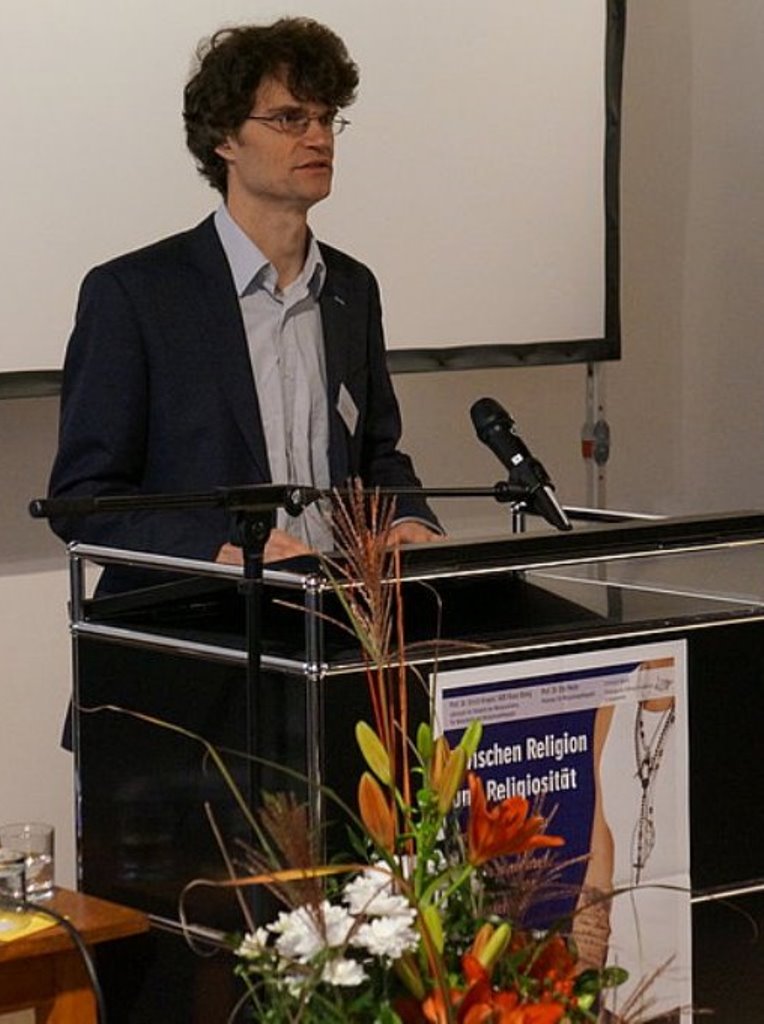 Tagung 2013 "Zwischen Religion und Religiosität": Katholische ...