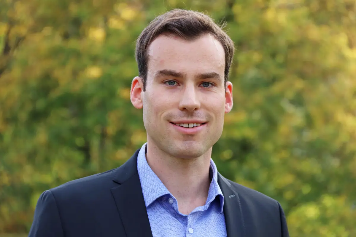 Alexander George Award für Politikwissenschaftler Stephan Fouquet – KU