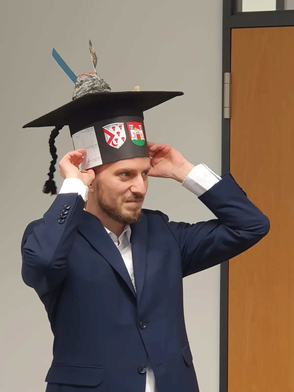 Herzlichen Glückwunsch Dr. Simon Zech – KU