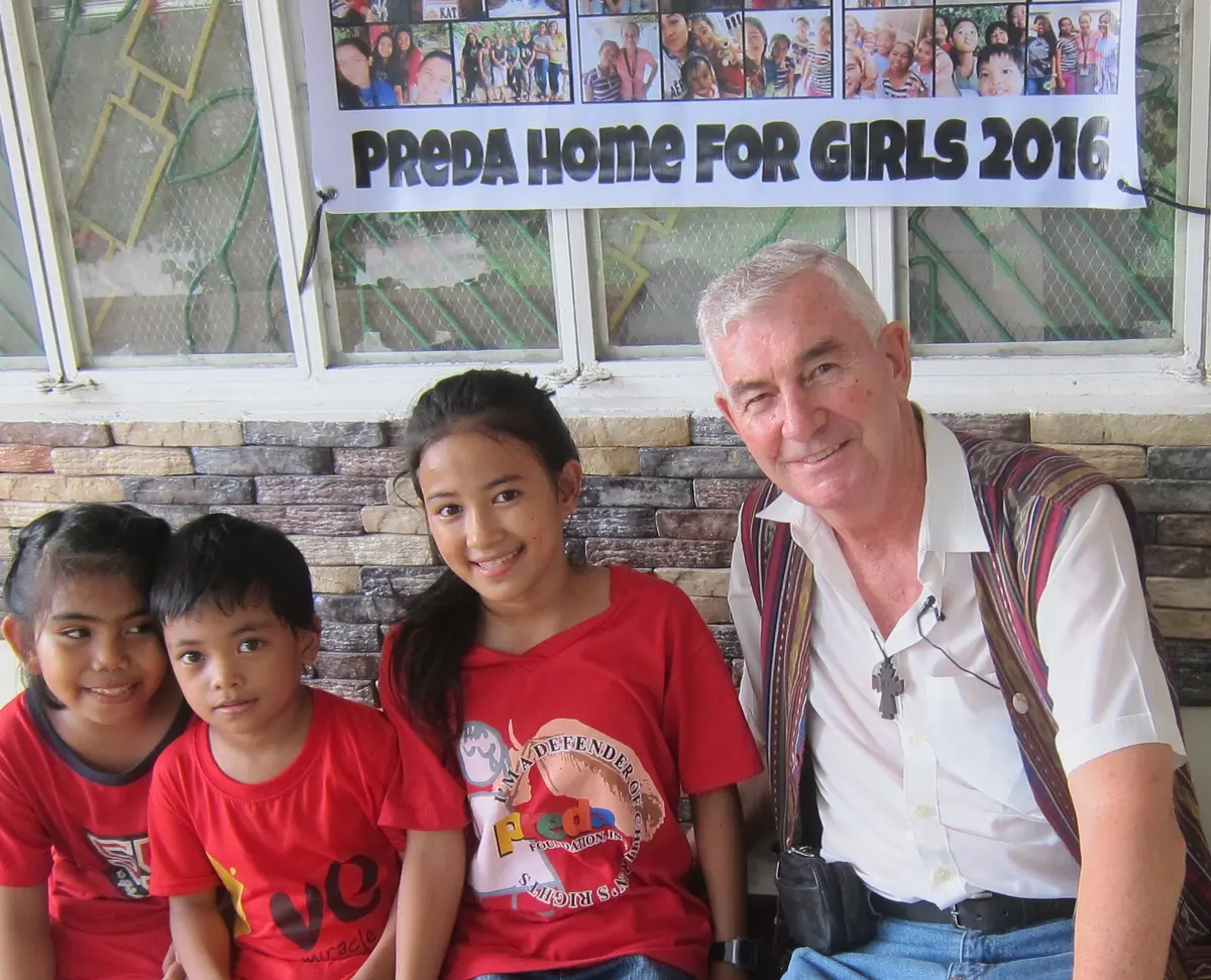 Shalompreis für Father Shay Cullen – KU