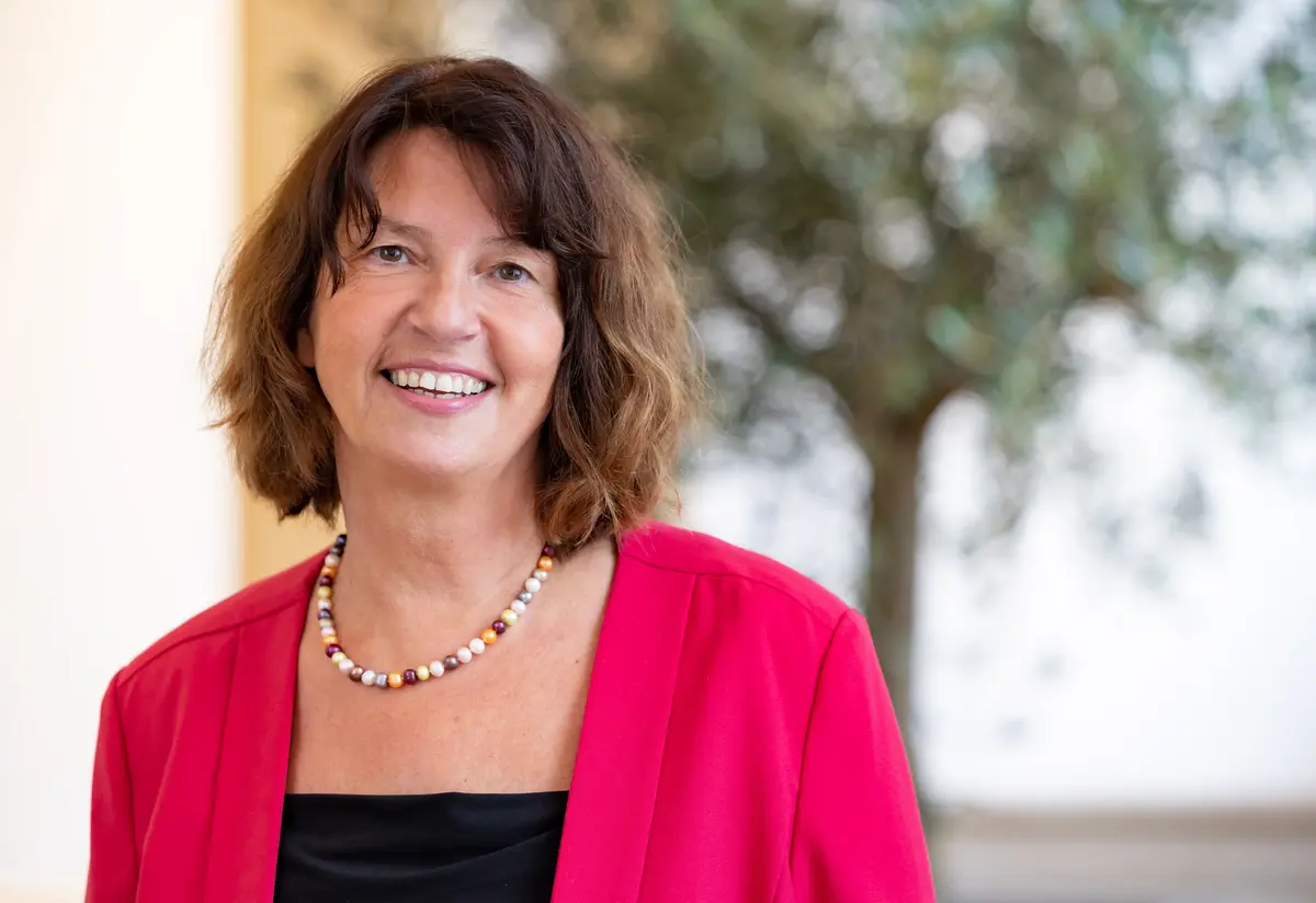 KU President Gien honored as "University Manager of the Year 2024" – KU